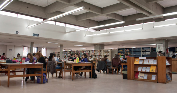 Información importante de la Biblioteca - Facultad de Ciencias Económicas